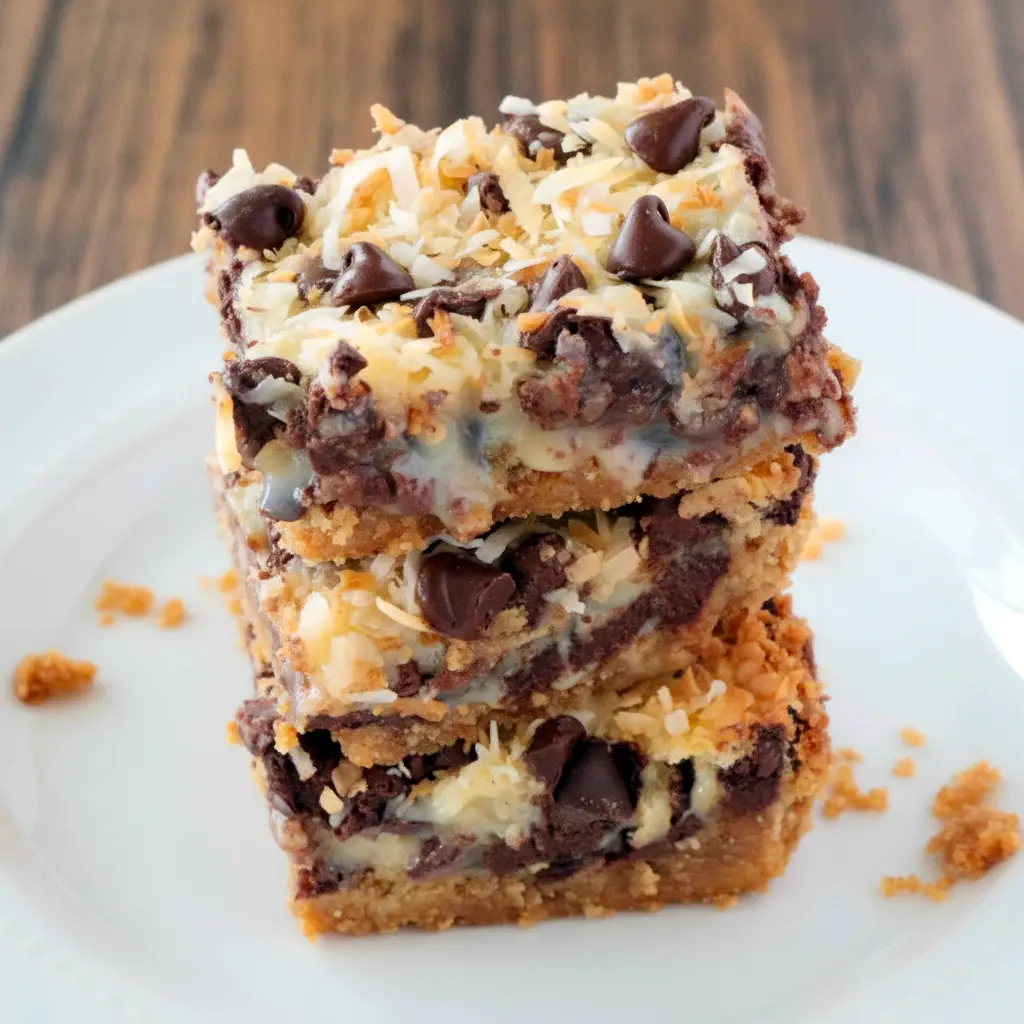 Heavenly Coconut Chocolate Bars with Graham Cracker Crust – Sweet ...